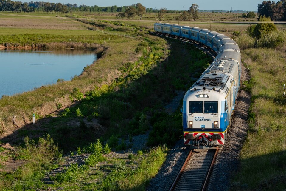 Trenes Argentinos de larga distancia: pullman o primera, una por una sus diferencias | Rieles ...